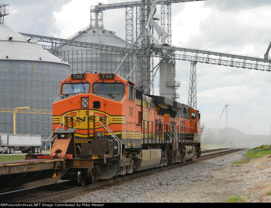 BNSF 1068